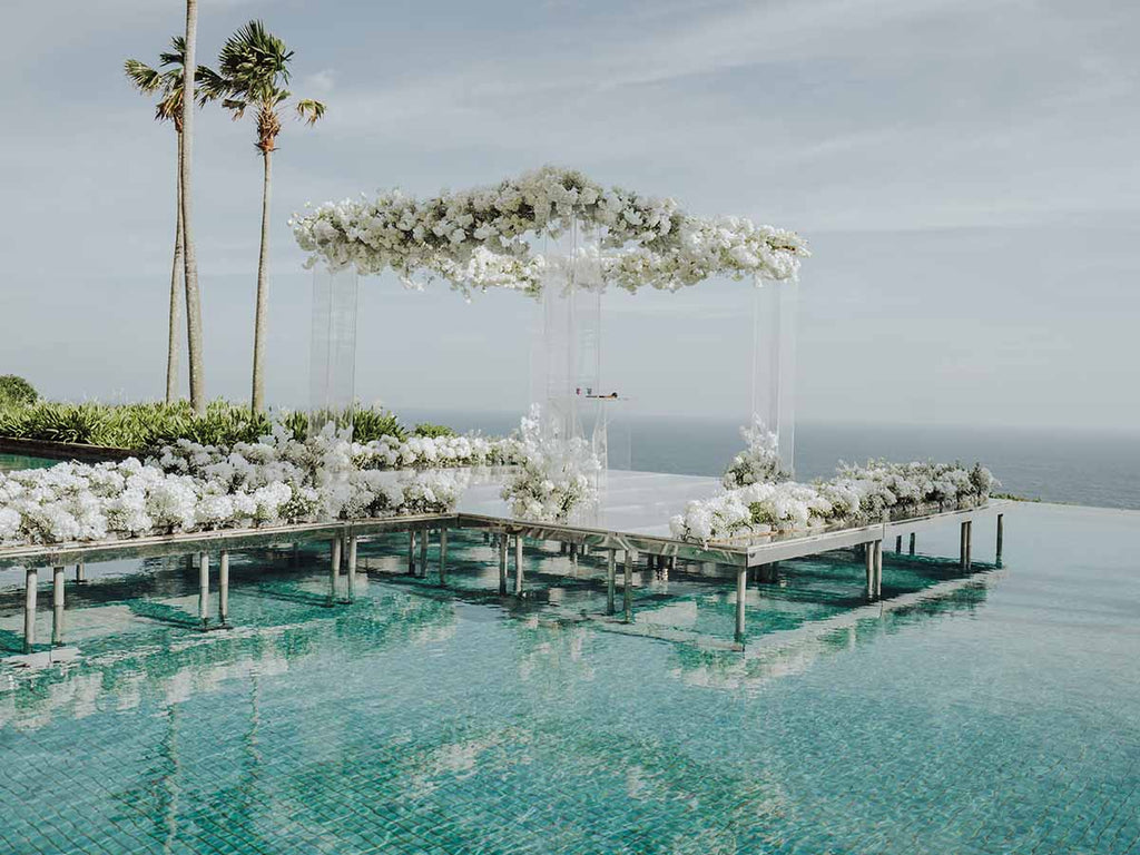 Acrylic floating stage – AllSet Event Hire